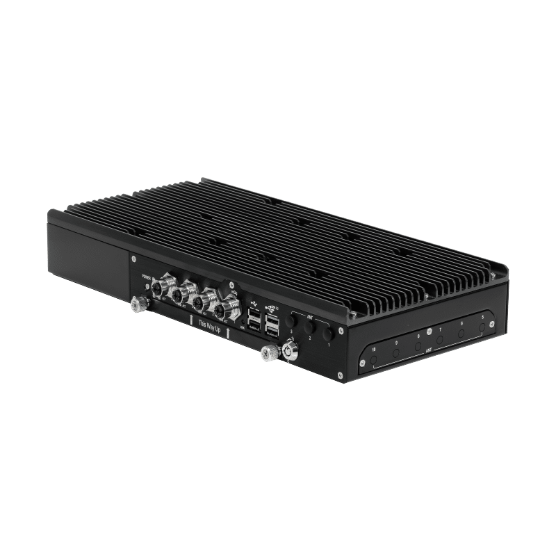 Sintrones VBOX-3630R-M12X - PC Smart Transport certifié EN50155